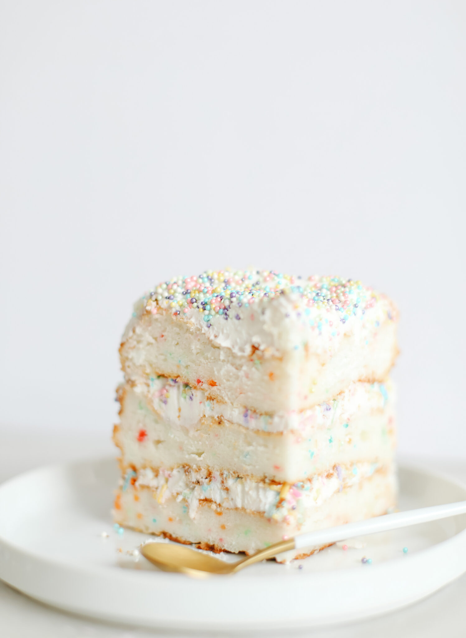 Tiny Food: Venezuelan *Torta de Kilo* Confetti Cake! - Hey Maca